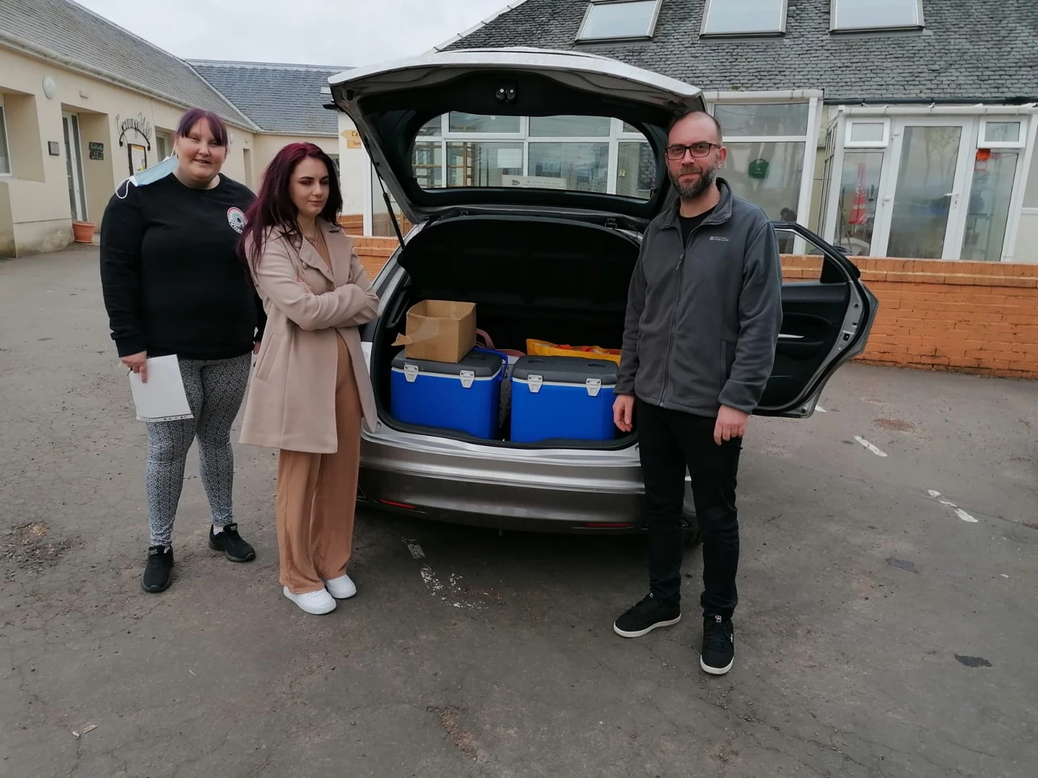 Our amazing volunteer: 17 yrs old Ellie | ISKCON Scotland